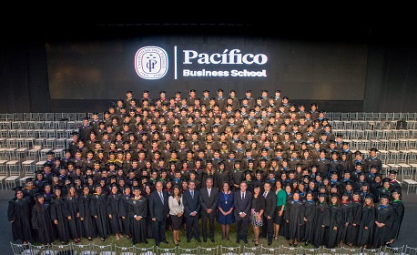 Pacífico Business School celebró graduación de más de 350 estudiantes ...